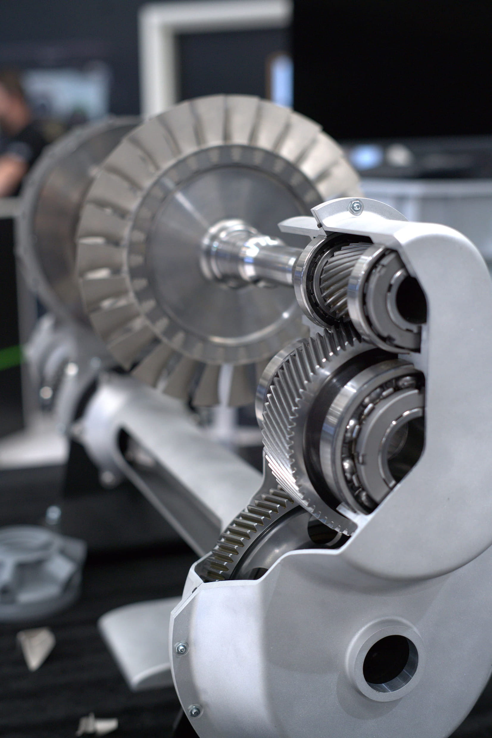 Hill Helicopters | OPEN MIND